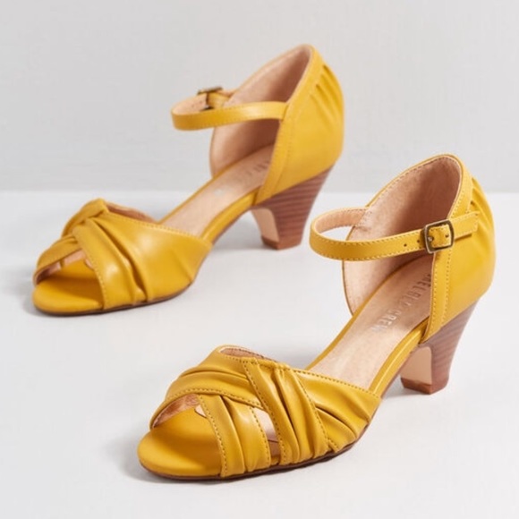 chelsea crew | Shoes | Modcloth Chelsea Crew Makin Moves Heels | Poshmark